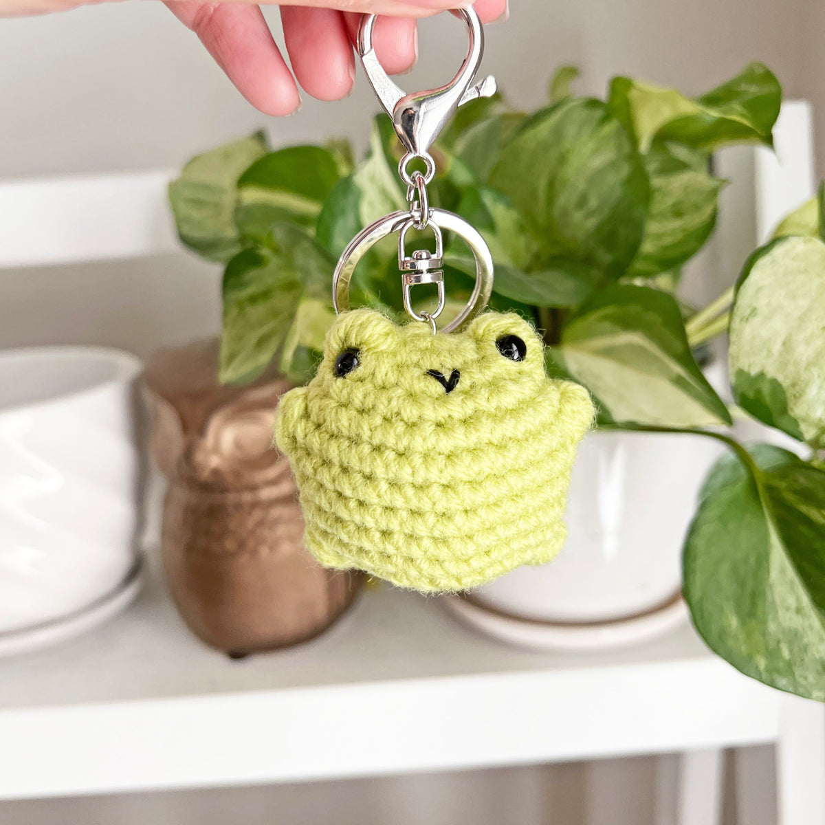Froggy Keychain – The Dancing Tiger